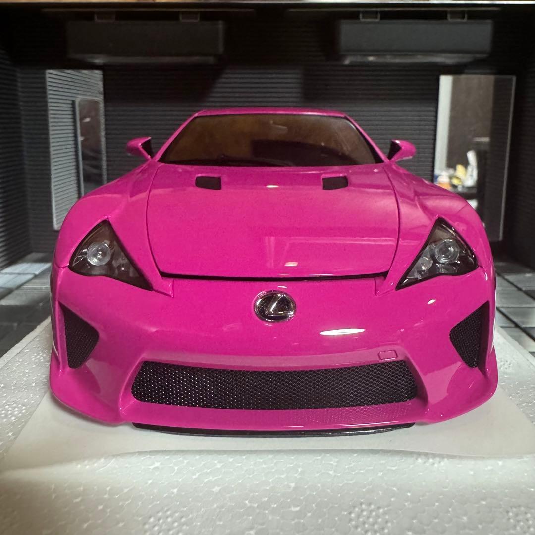 未展示品オートアート 1/18 レクサス LFA PASSIONATE PINK