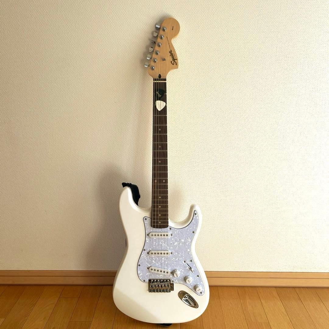 Squier Stratocaster ホワイト エレキギター