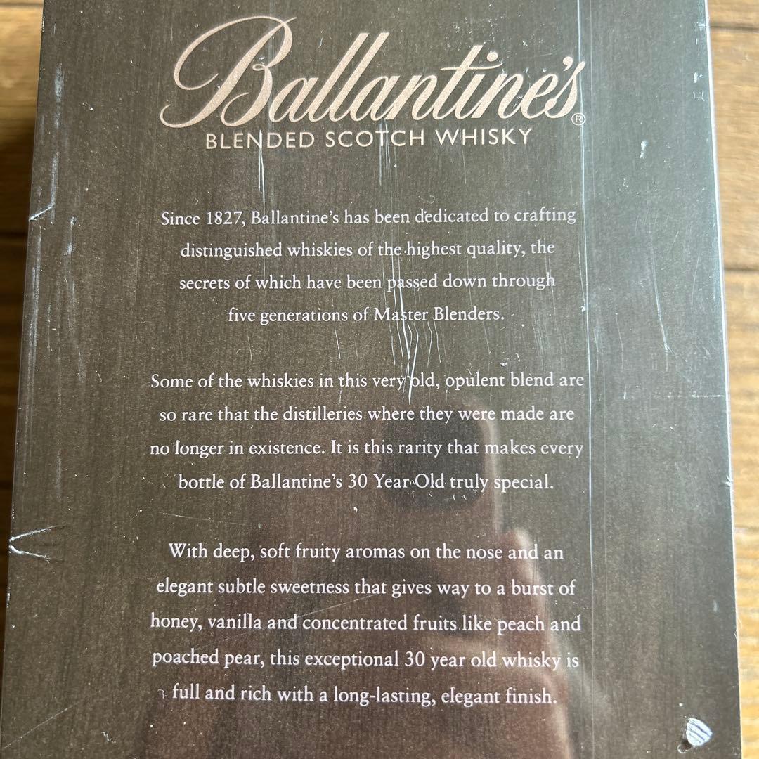 ウイスキー Ballantine's 30 Years Aged