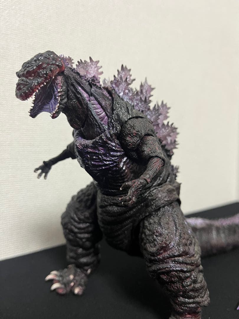 【中古】S.H.MonsterArts ゴジラ(2016)第4形態 覚醒Ver.