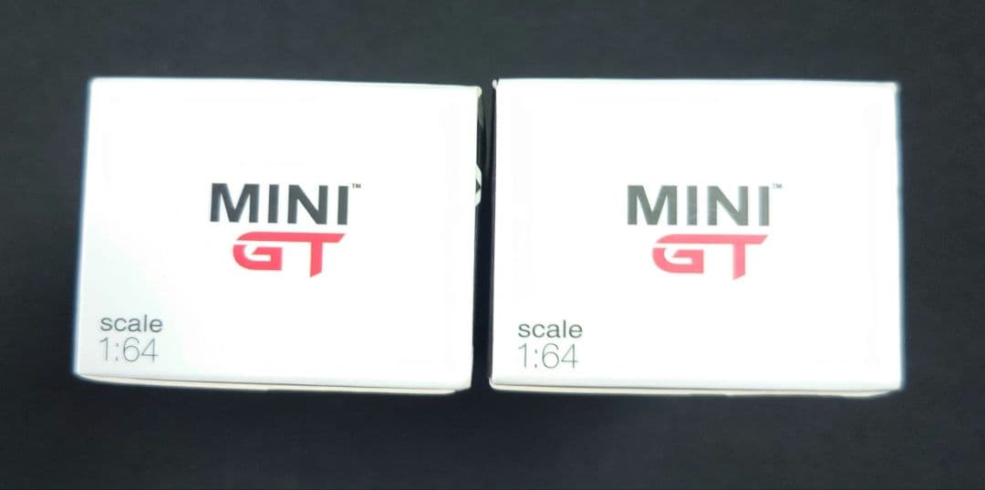 MINI GT  M3 E30 Henna Red 2台セット