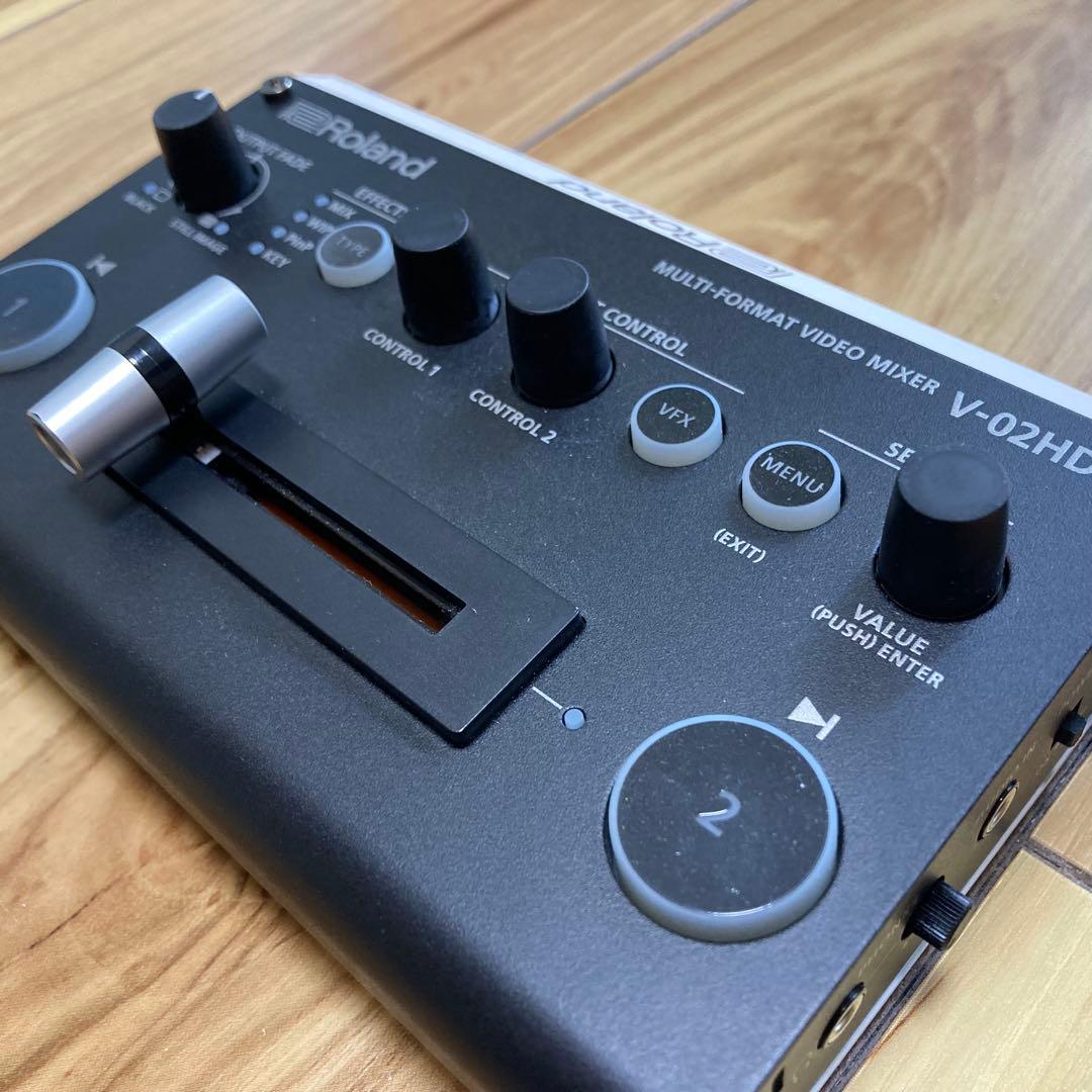 【 送料込・元箱付 】Roland V-02HD ビデオミキサー