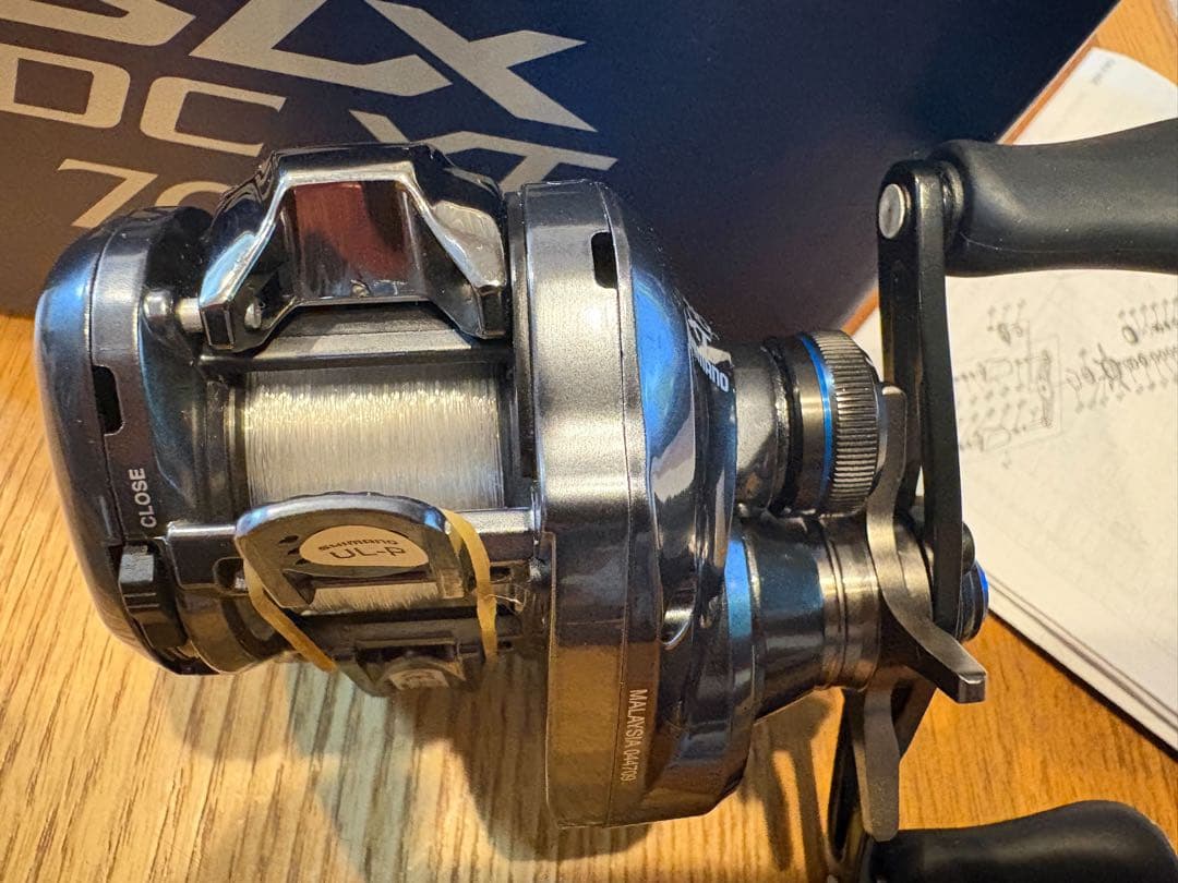 美品　SHIMANO SLX DC XT 70HG ベイトリール
