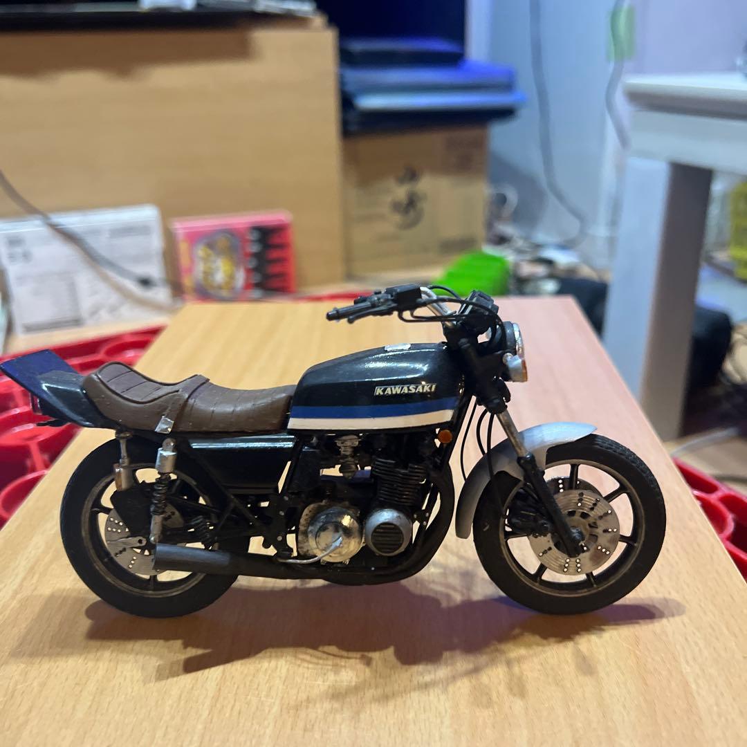 Kawasaki バイクモデル 1/12 スケール