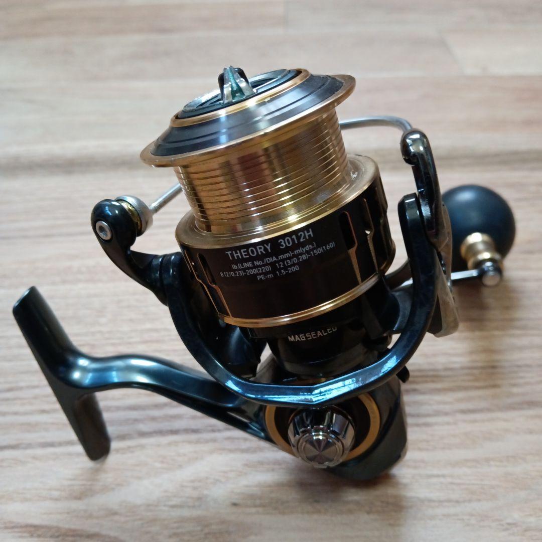 Daiwa THEORY 3012H スピニングリール