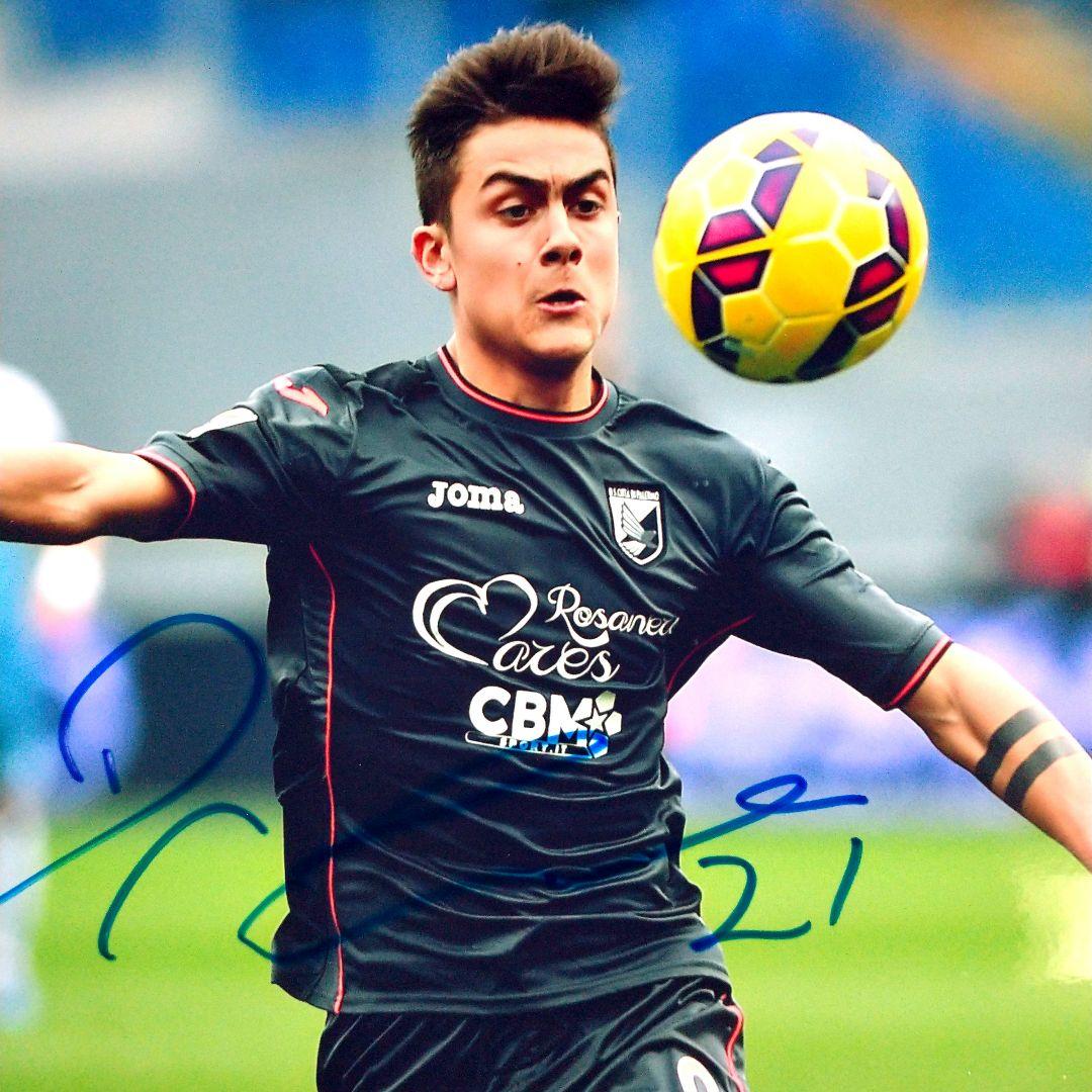 セール中…パウロ・ディバラ直筆サイン入り特大写真…Paulo Dybala…③