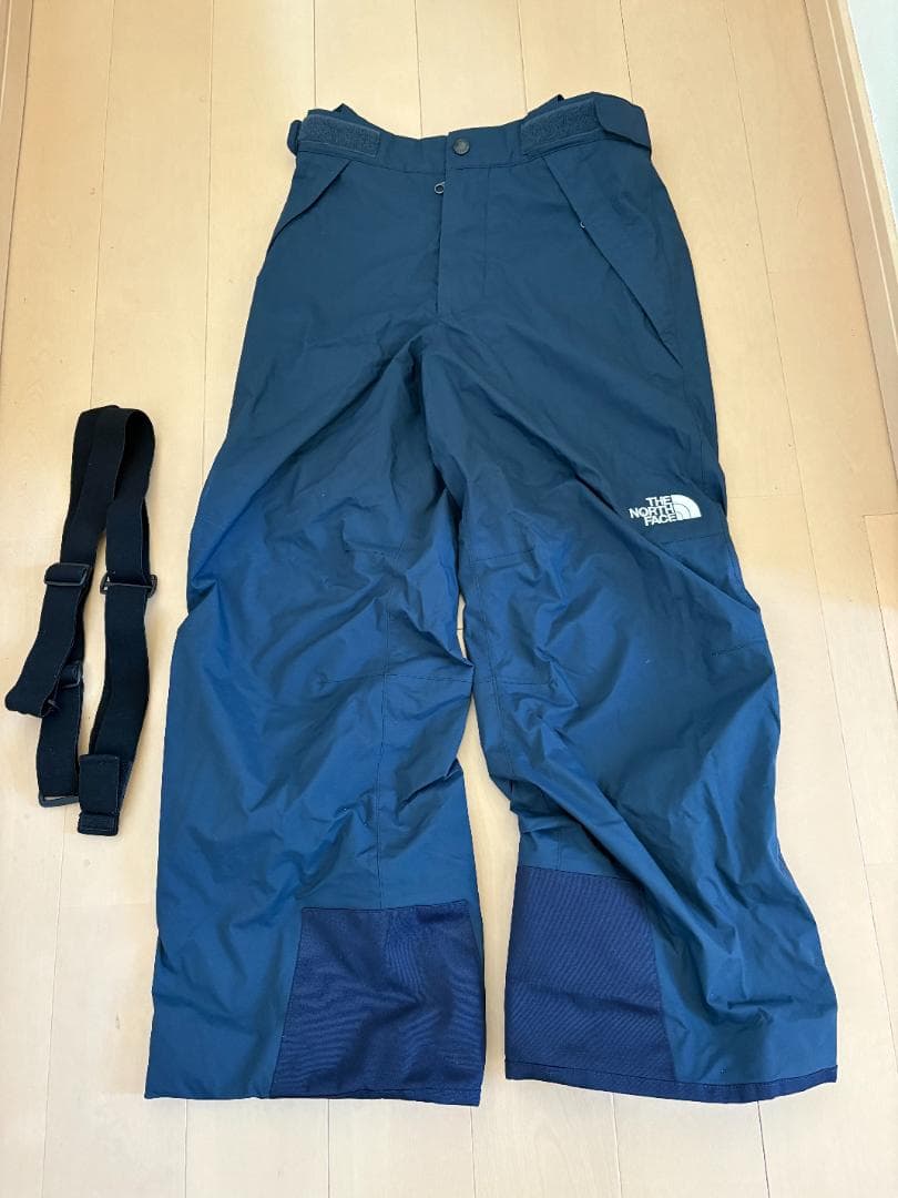 りりり　THE NORTH FACE キッズ スキーウェア 上下セット