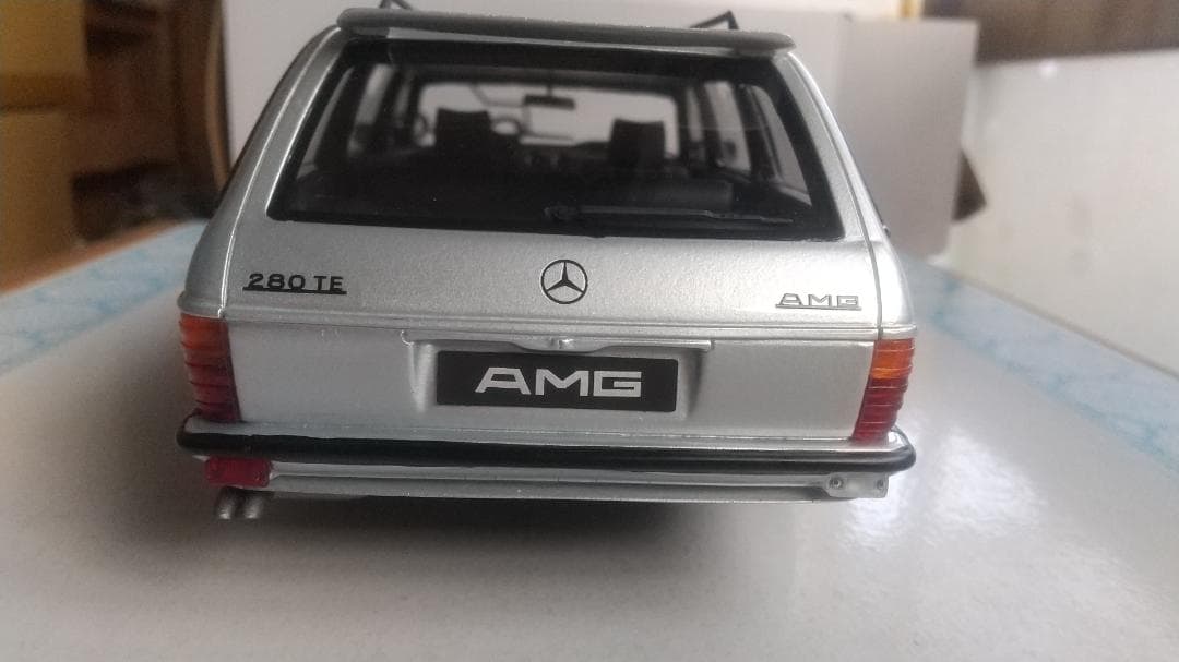 tamo2320　 Mercedes-Benz 280TE 1/18