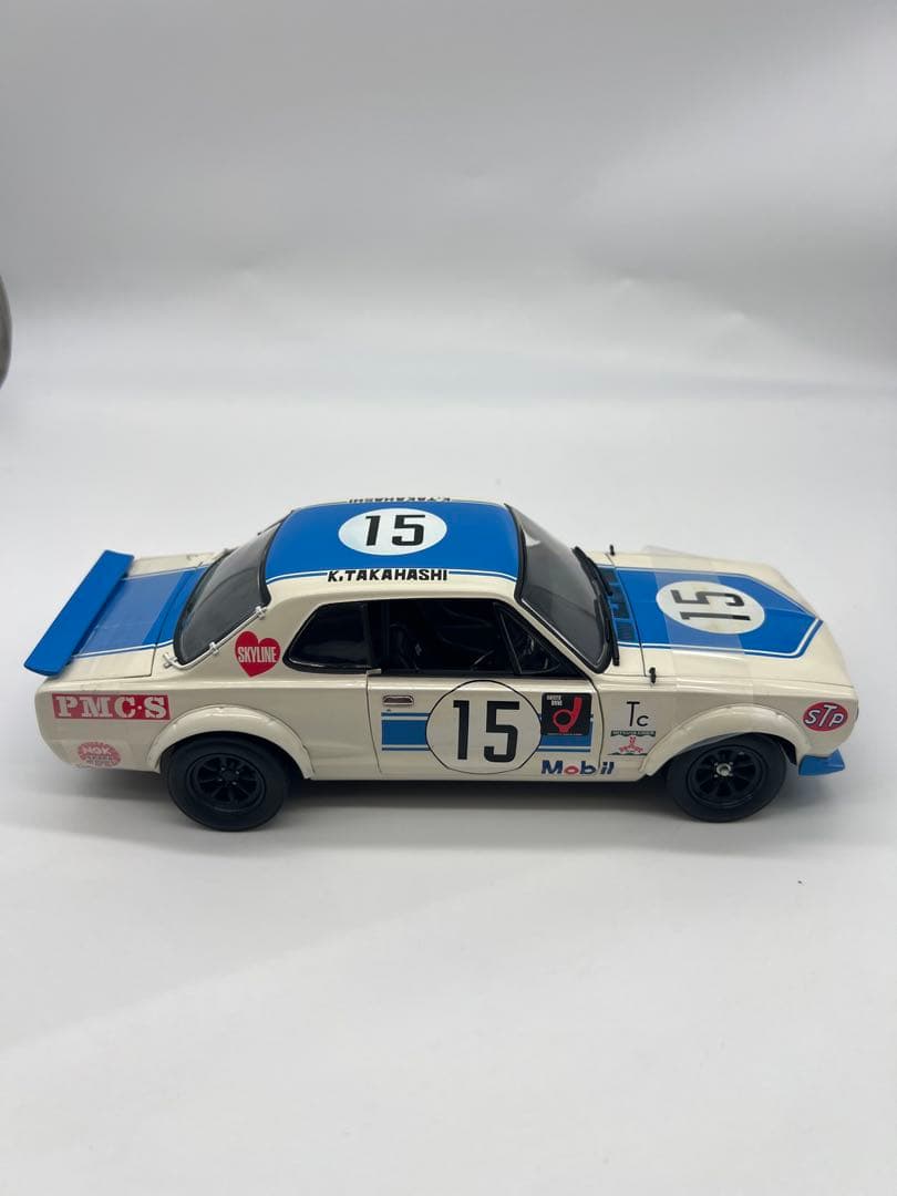 No237 ミニカー1/18箱無しNISSAN SKYLINE 2000GT-R