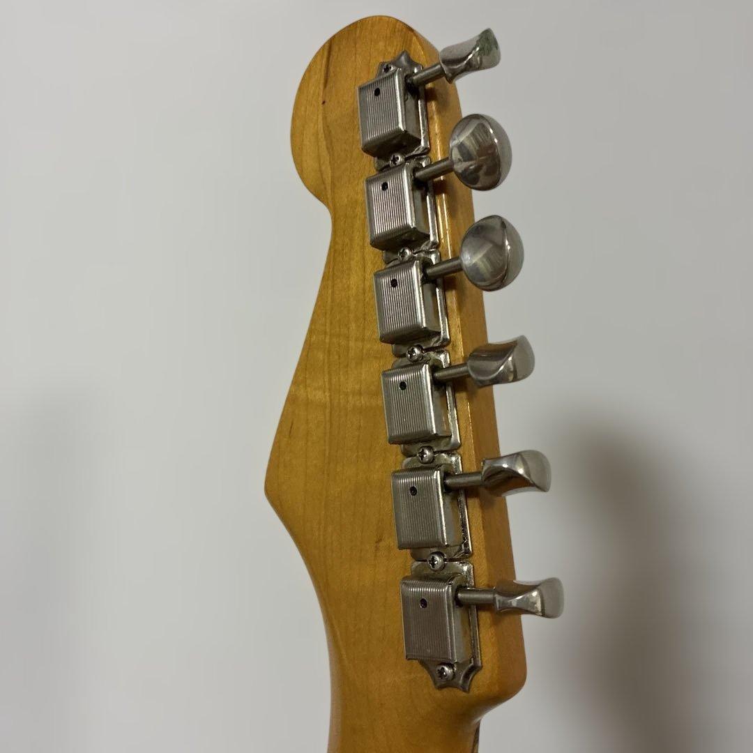 ト*ル様 Squier Stratocaster サンバースト　made in
