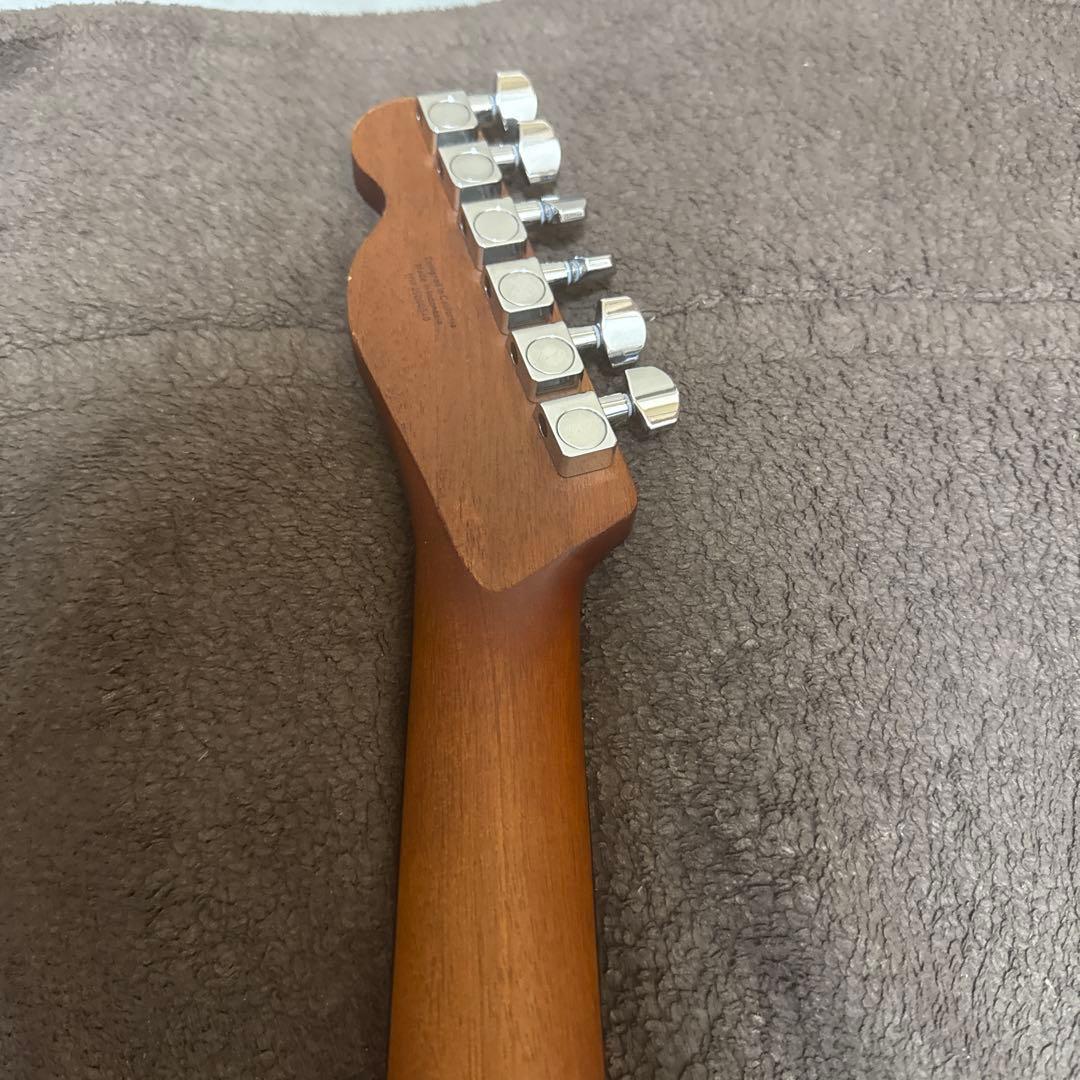 Fender アコスタソニック