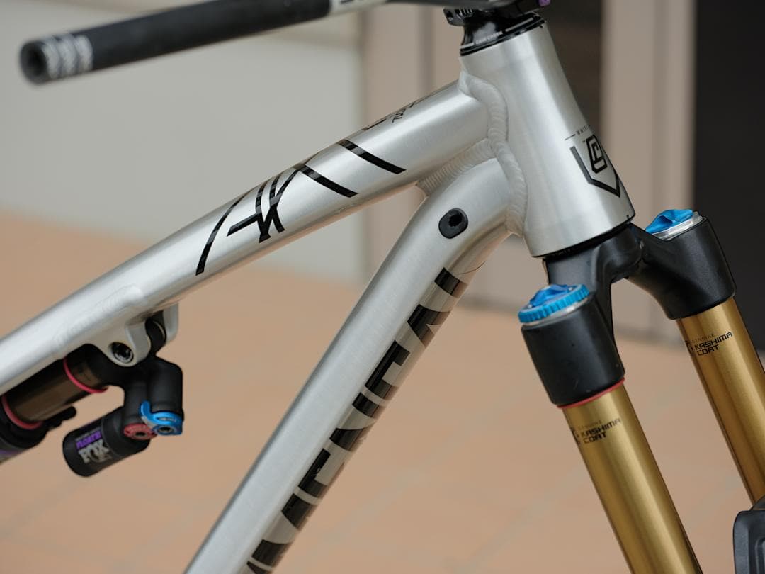 Commencal  AM V4.2 コメンサル サス+ホイールSet