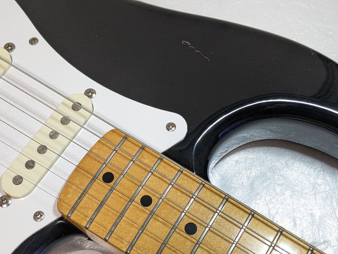 Squier by Fender Stratocaster 日本製 Eシリアル