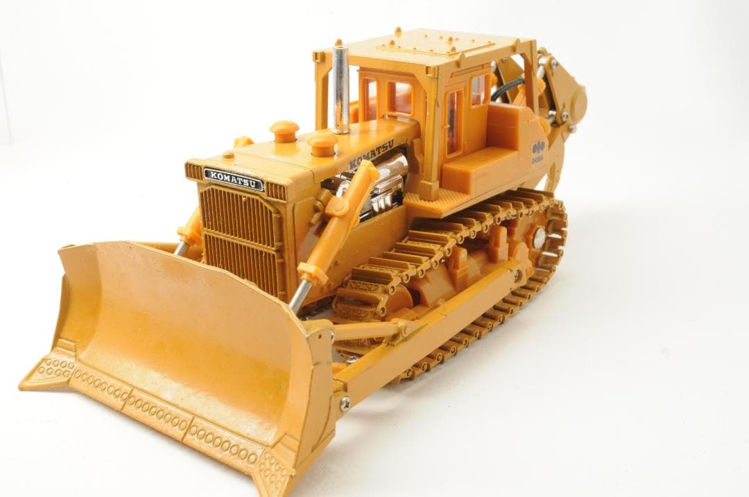 KOMATSU コマツ ブルドーザ D455A 1/50 金属履帯 ダイヤペット