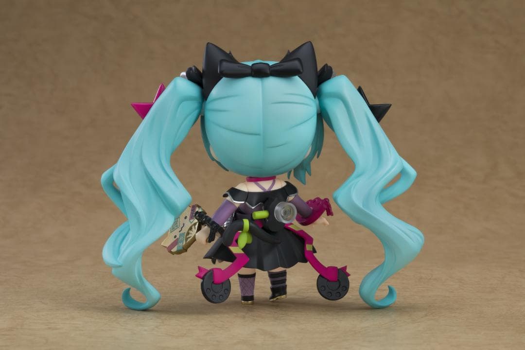 ねんどろいど 初音ミク 黒招きミクVer. キャラアニ特典 専用猫座布団付き