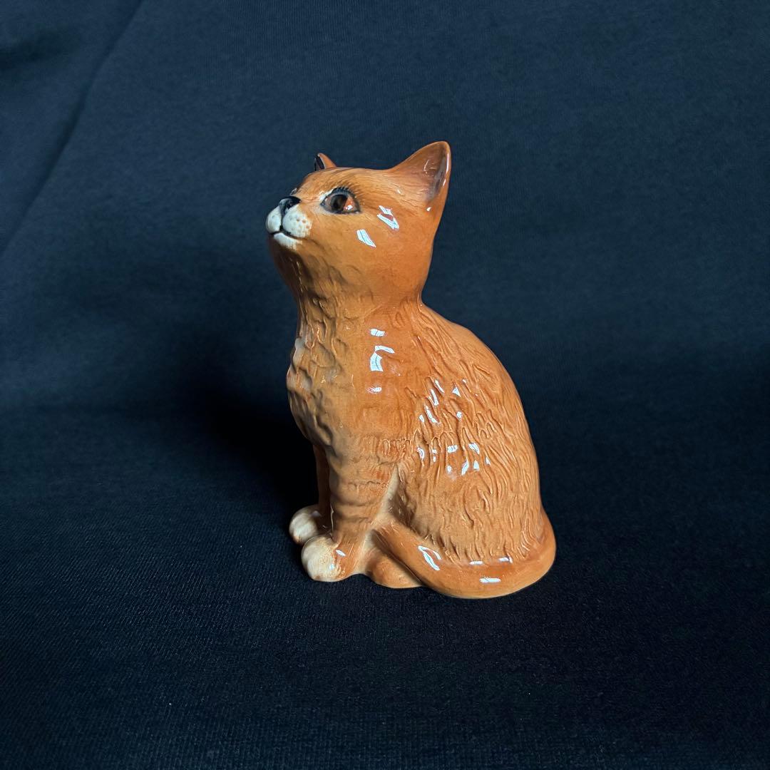 vintage   ロイヤルドルトン 陶器製 猫の置物