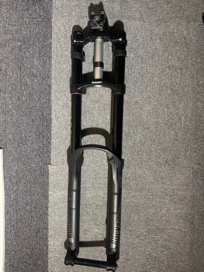 RockShox BOXXER サスペンションフォーク　racefaceポスト付