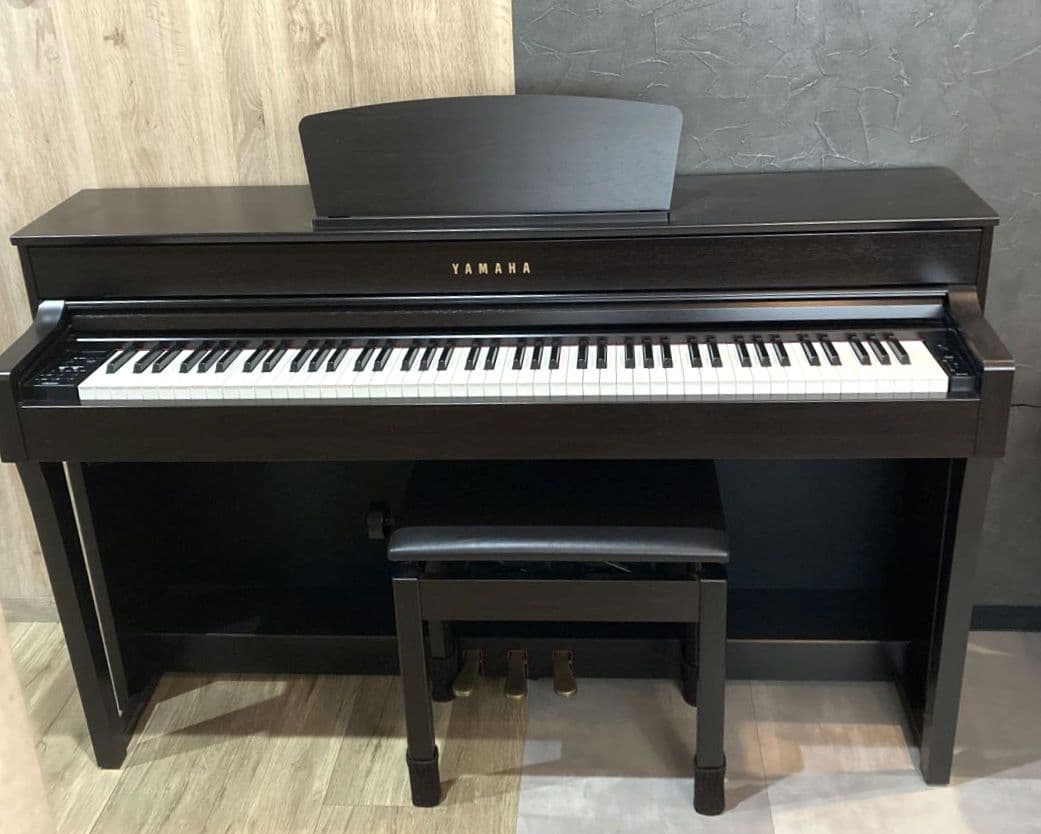 【美品】YAMAHA 電子ピアノCLP-635 グラビノーバ