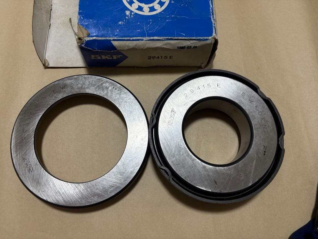 SKF 29415E スラストころ軸受Thrust Roller Bearing