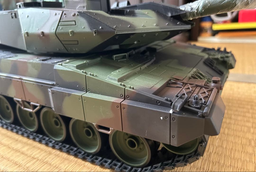 ヘンロン1/16 レオパルド(戦車)