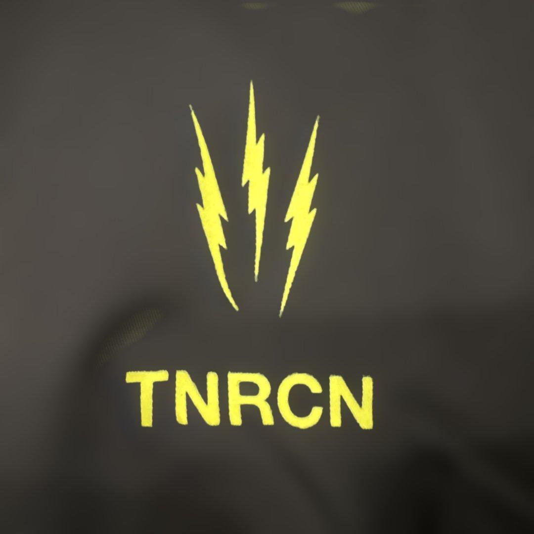 TNRCN RUFFLOG ナイロンパンツ　ブラック　Mサイズ　美品