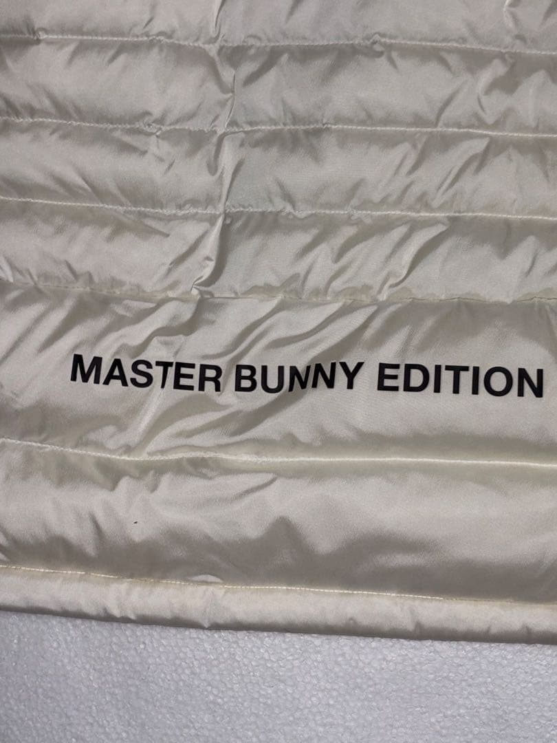 MASTER BUNNY EDITION ジャケット ホワイト 美品・2日着用