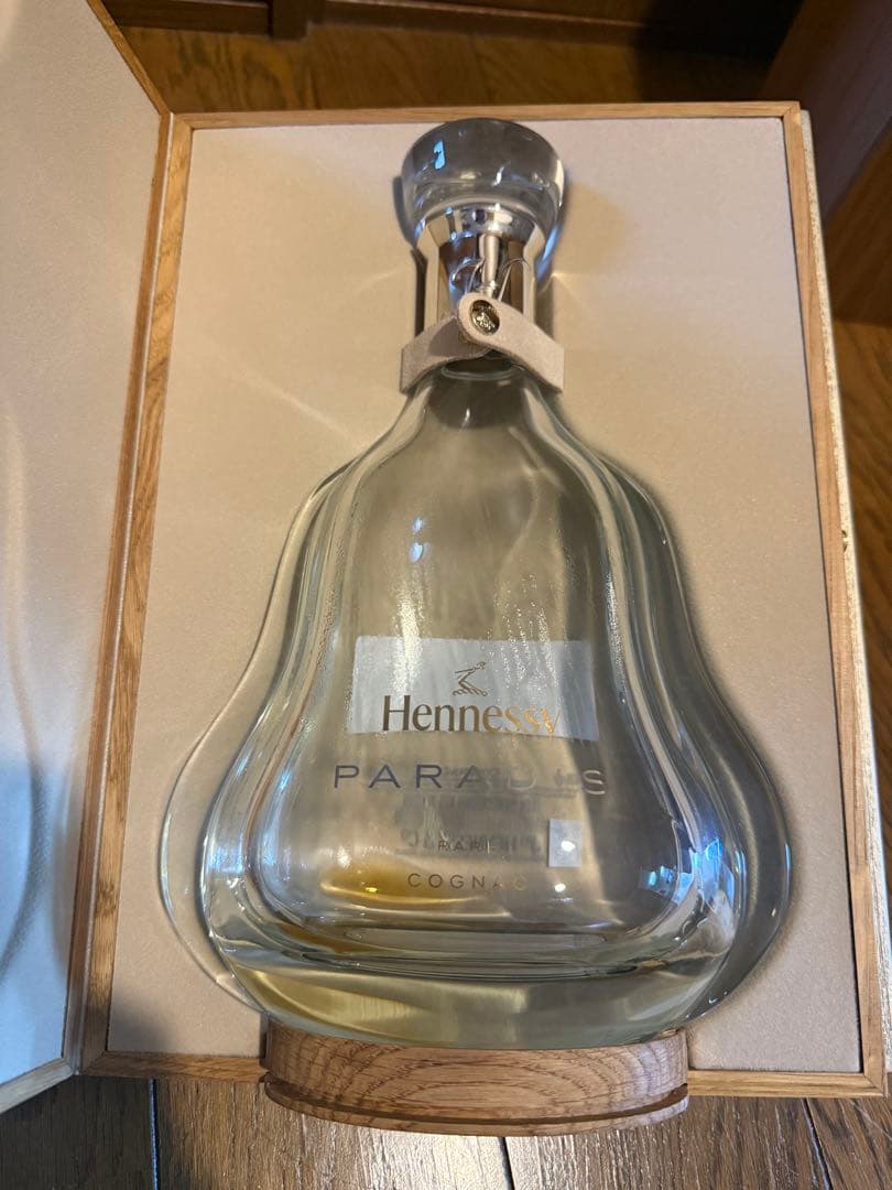 Hennessy Paradis木箱付き空瓶
