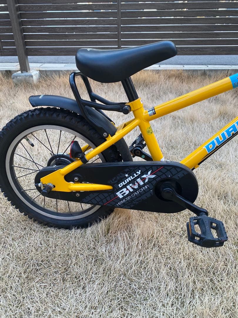 イエロー 幼児用自転車 前面バスケット付き　dally bmx 16インチ