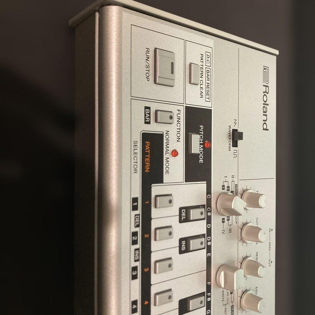 鍵盤楽器 Roland TB-03