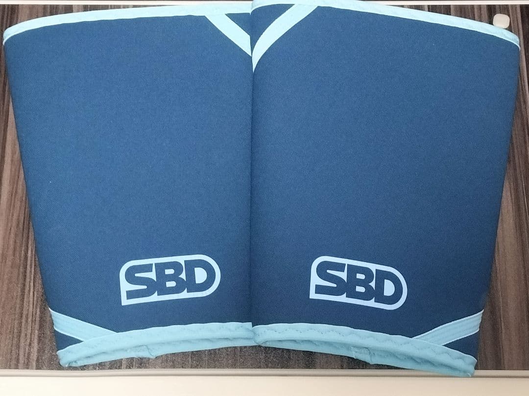 SBD Reflectニースリーブ 4XL