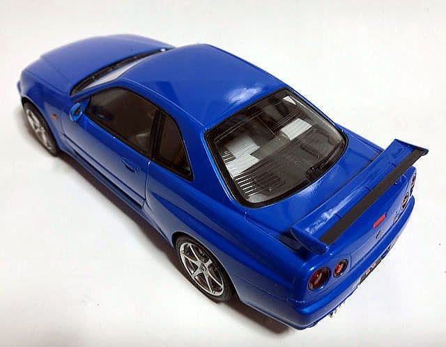 タミヤ　１／２４　ニッサン　スカイライン　GT-R　Ｖスペック（Ｒ３４）完成品