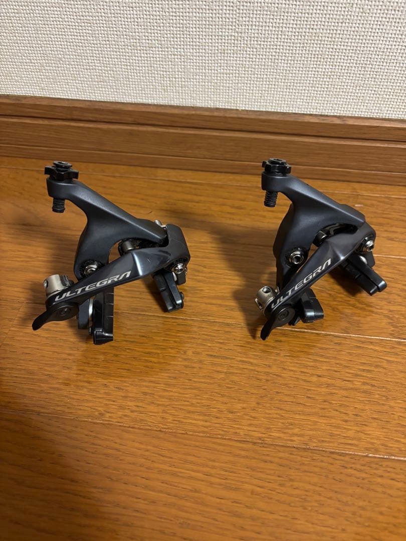 SHIMANO ULTEGRA BR-R8010ダイレクトマウントブレーキセット