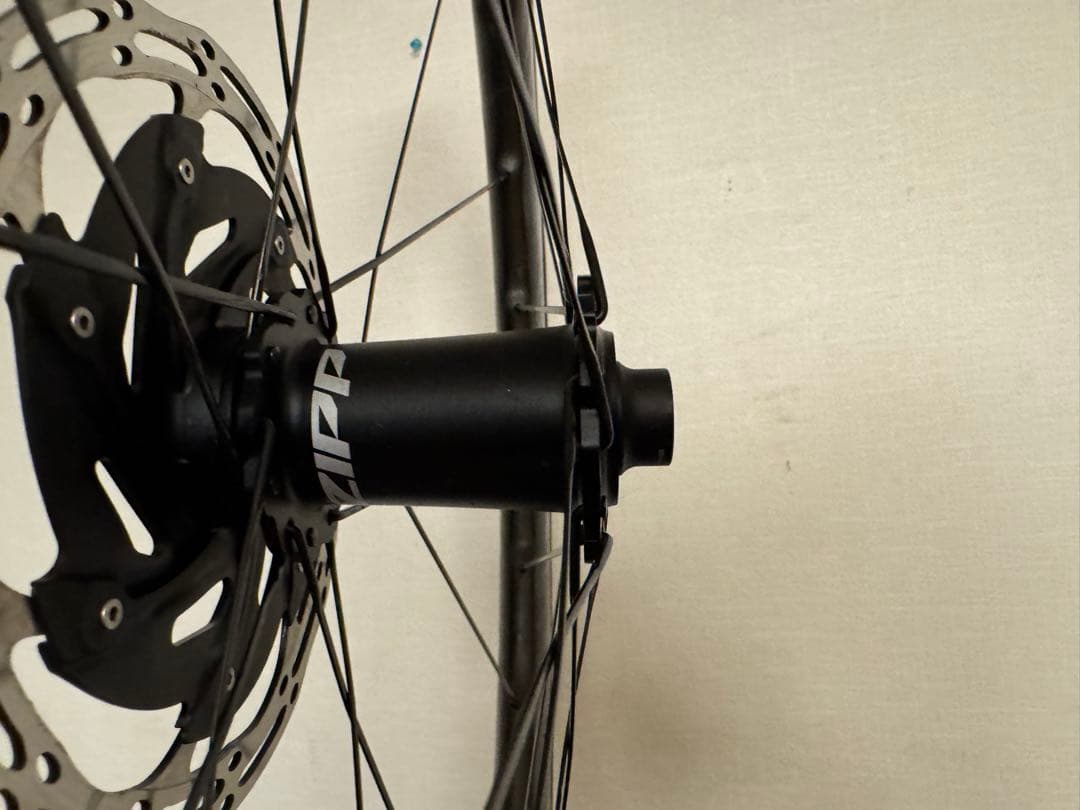 ZIPP 454 NSW DISC フロントホイール