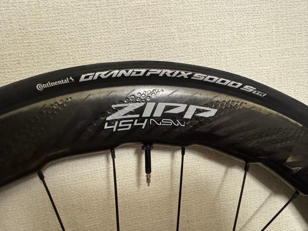 ZIPP 454 NSW DISC フロントホイール
