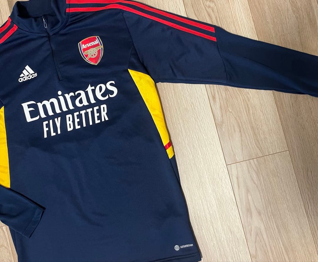 adidas アーセナル　Arsenal トレーニングトップ　中古　国内M