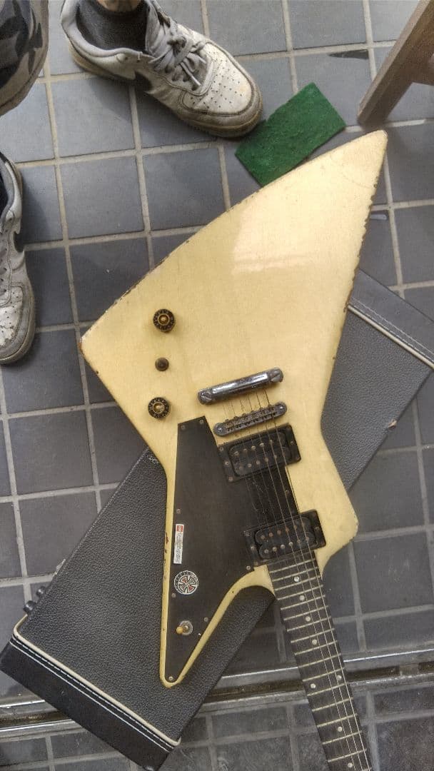 G*&様 Gibson　EXPLORER　guitar