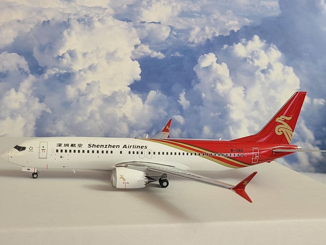 航空機・ヘリコプター Boeing 737 MAX 8 Shenzhen Airlines 1/200