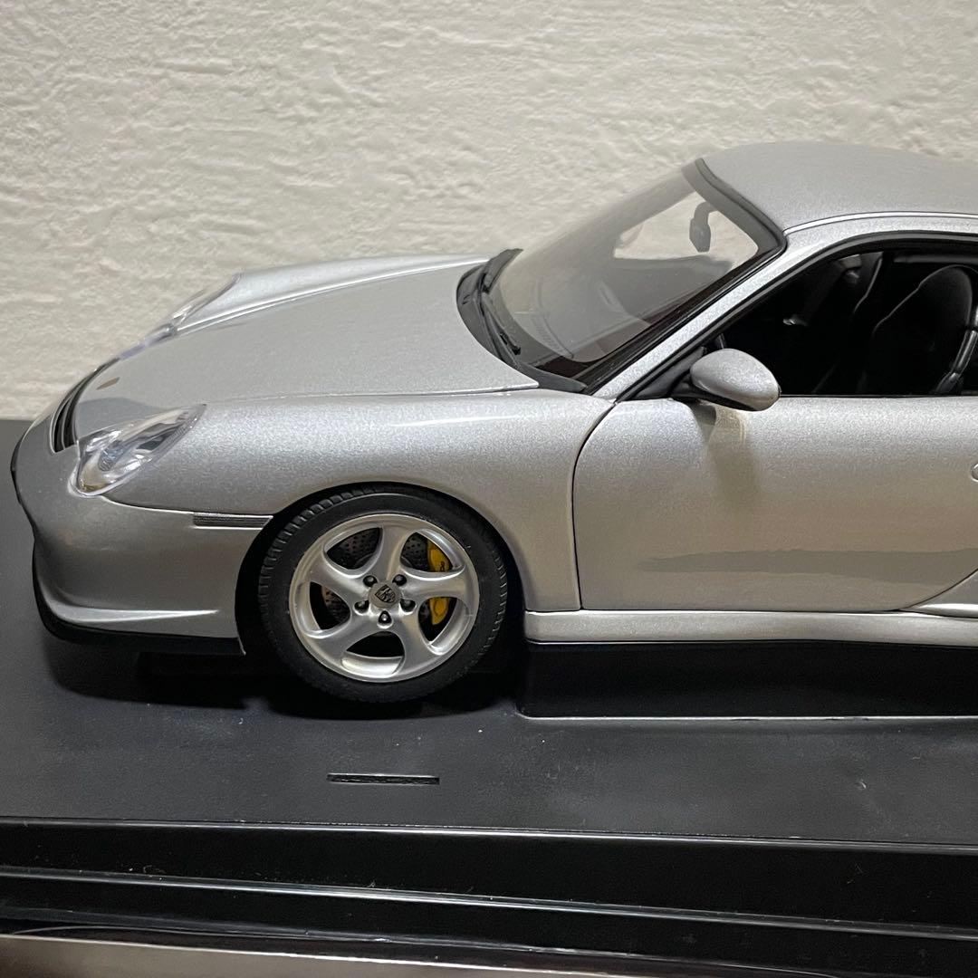 オートアート 1/18 Porsche 911 GT2 シルバー