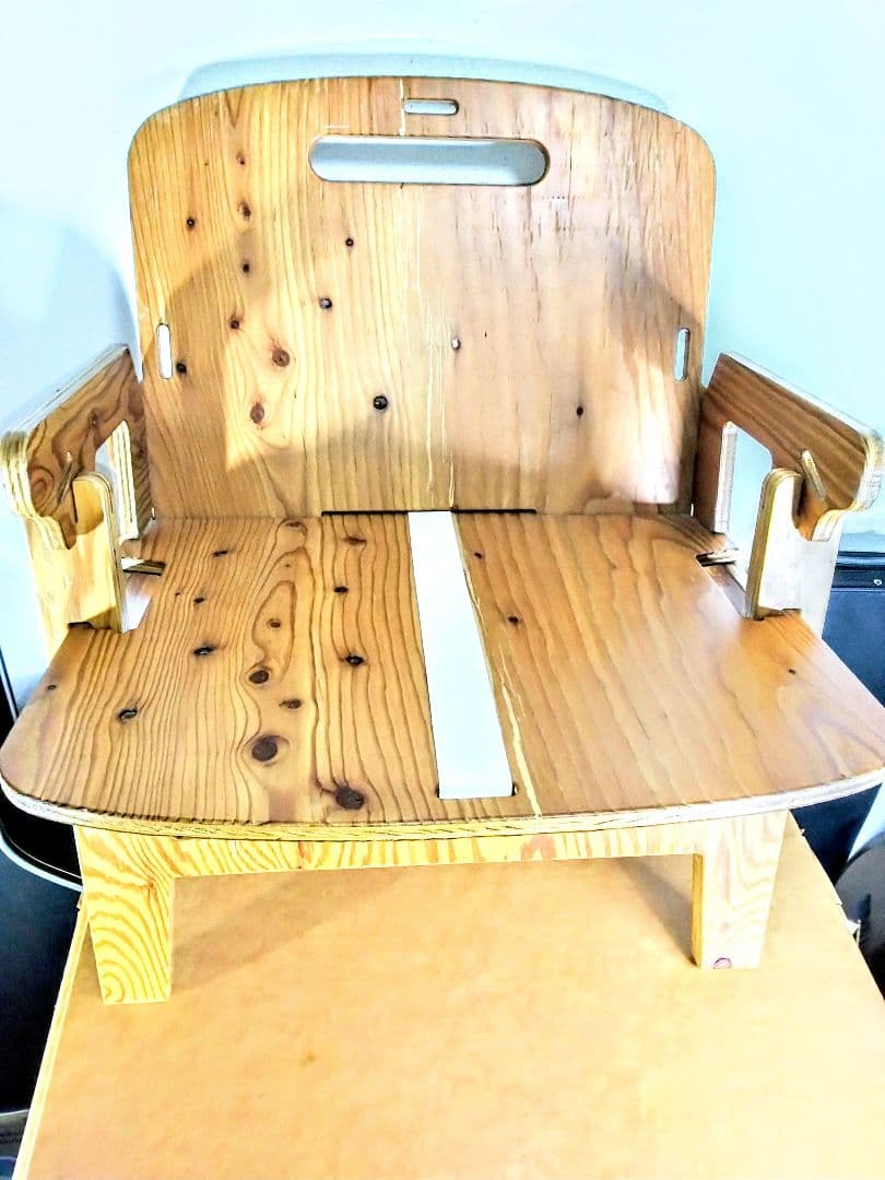 YOKA CHAIR ヨカチェア
