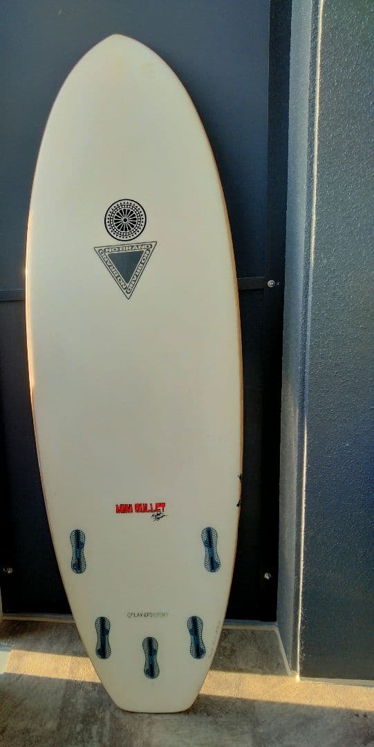 要リペア　5.7 NOBRAND　SURFBoard