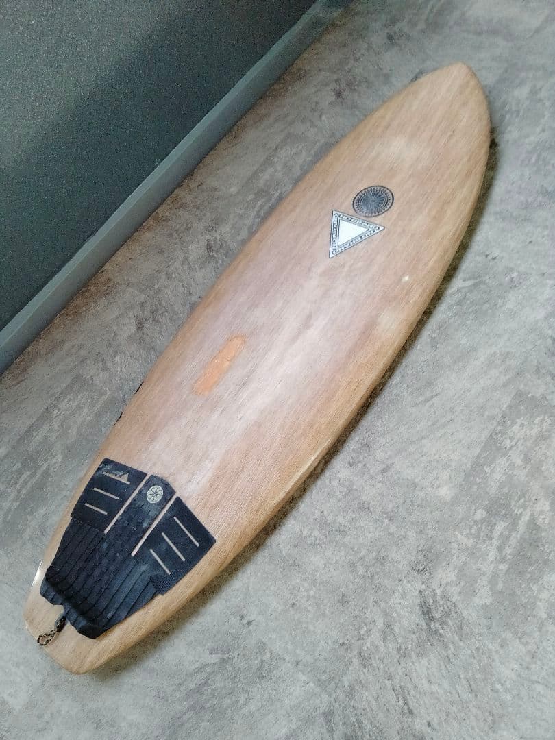 要リペア　5.7 NOBRAND　SURFBoard