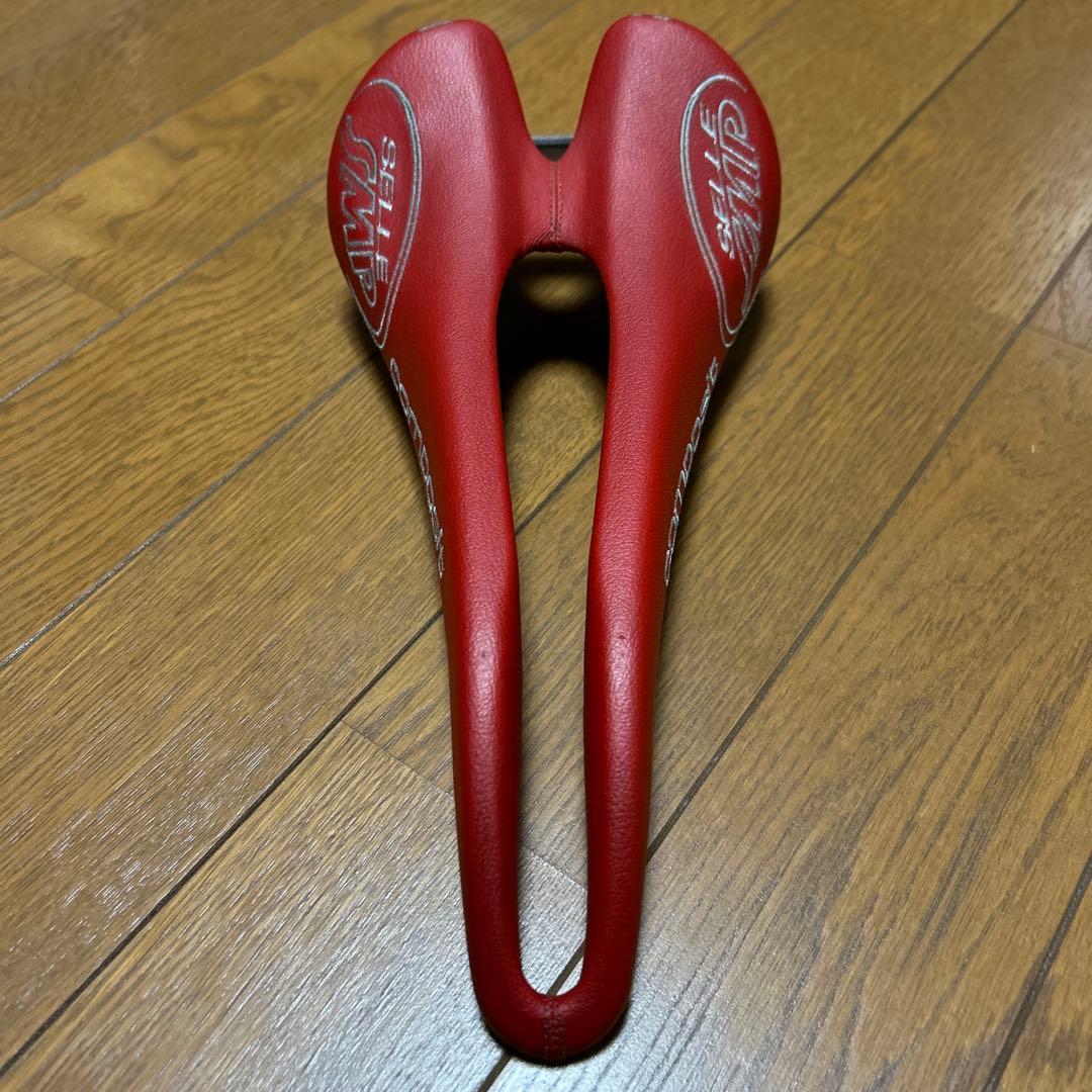 Selle Italia Composite レッドサドル