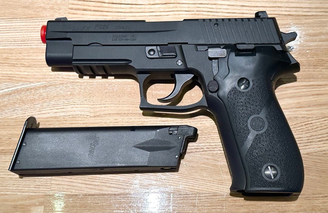 KSC SIG P226R ヘビーウェイト　システム 7 ホーグラバーグリップ