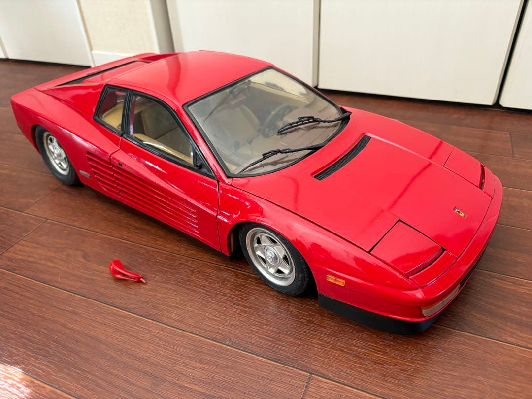 Ferrari Testarossa 1/8スケール 赤 ポケール