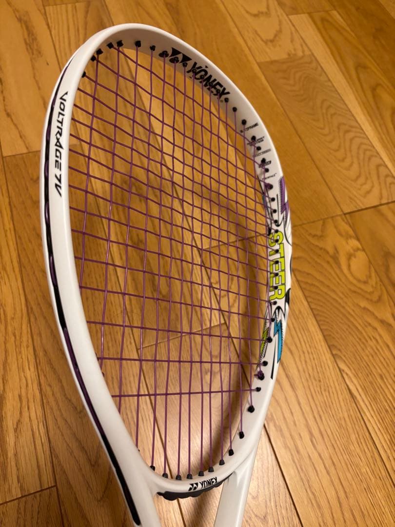 【美品】YONEX VOLTRAGE ボルトレイジ 7V STEER UXL1