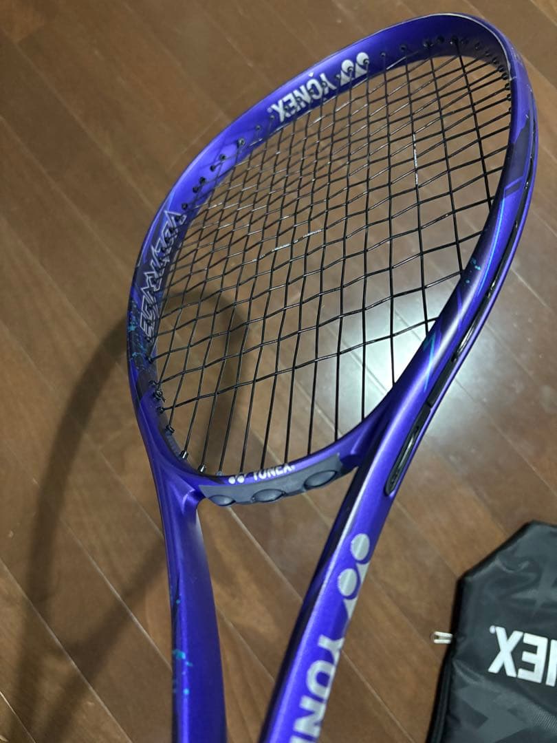 YONEX ボルトレイジ7V UL2