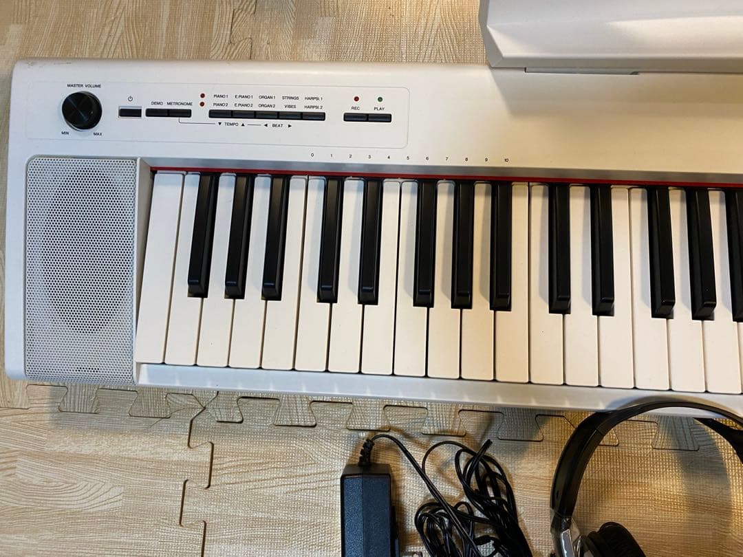 YAMAHA NP-32WH ピアノ風キーボード　ピアージェロ