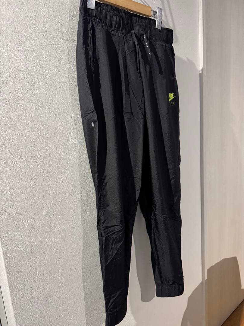 新品！NIKE ナイロン　セットアップ　上下セット