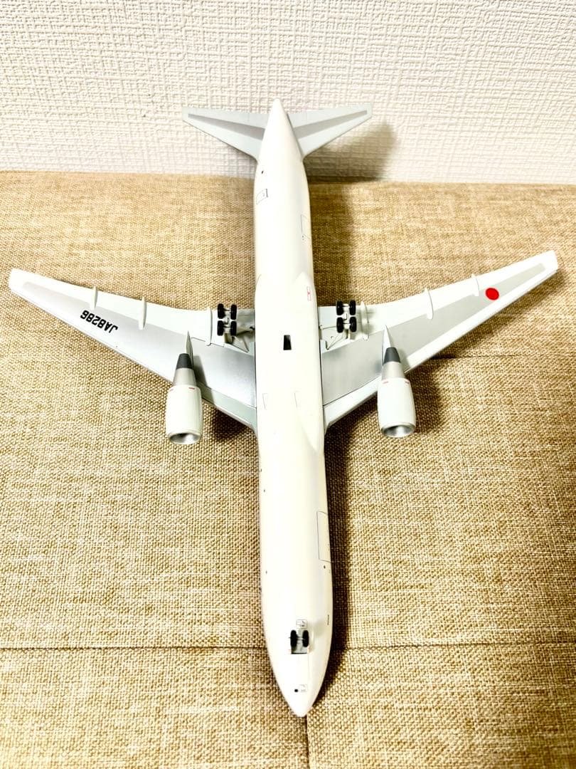 ANA CARGOのBoeing 767-300BCFモデル1/200スケール