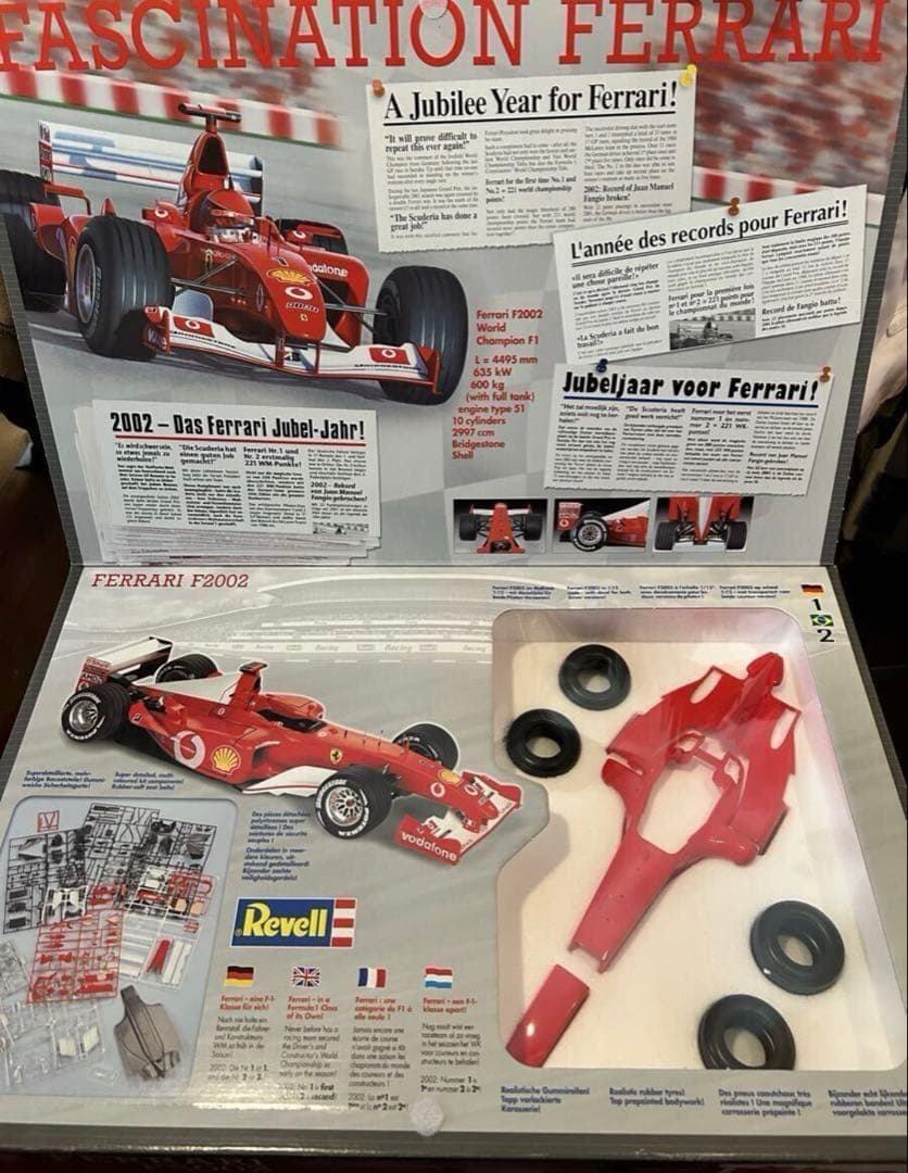 Revell 1/12フェラーリ Ferrari F2002 タバコデカール付き